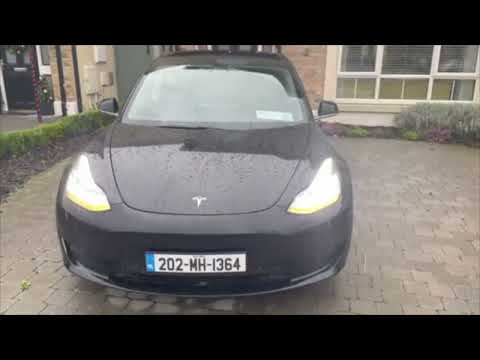 Back In Black | AC/DC plug and play USB stick – Tesla Light Shows